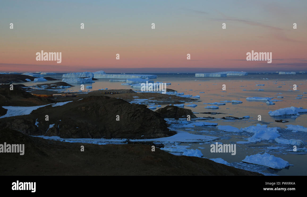 Ice age scenery hi-res stock photography and images - Alamy