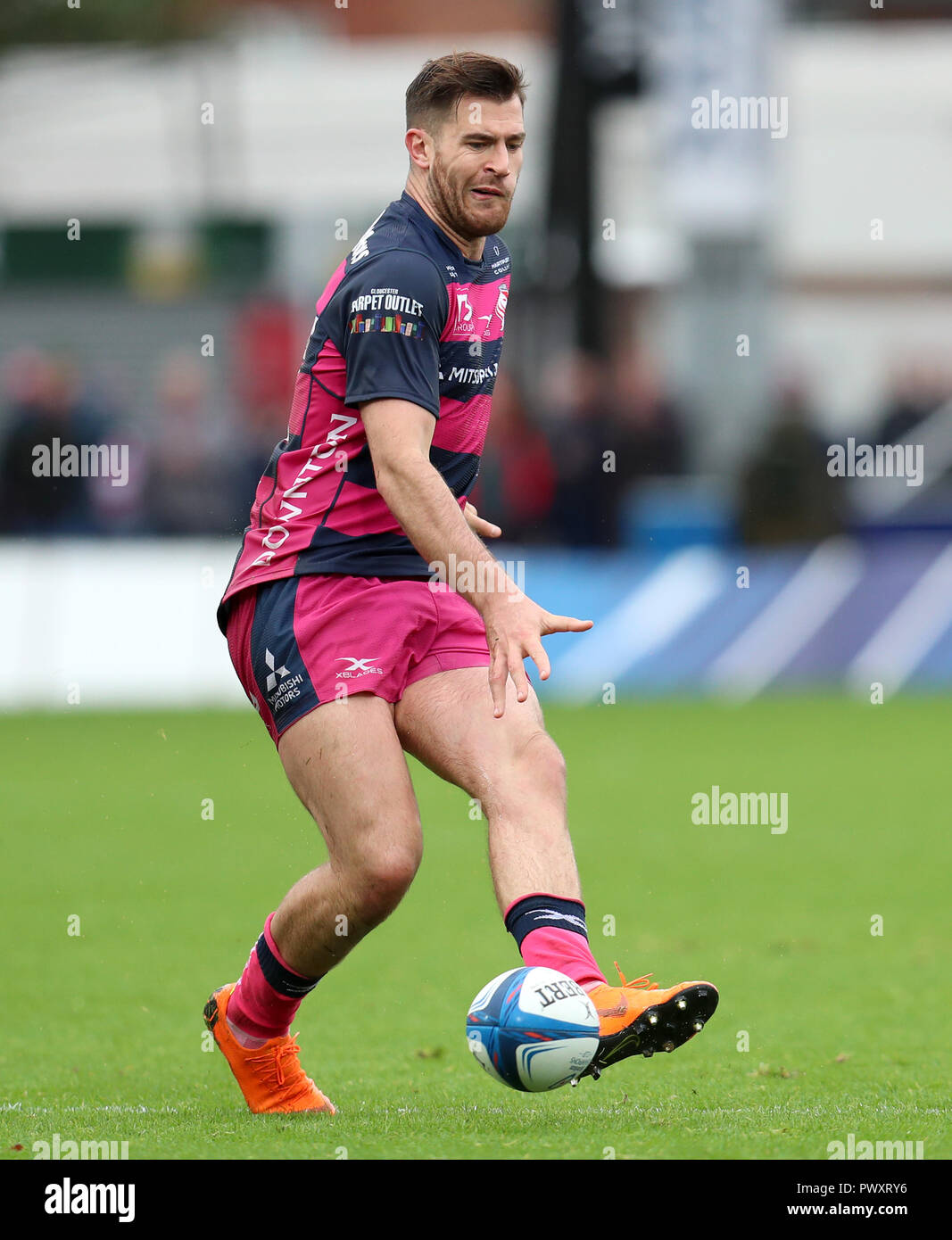 Gloucester rugbys mark atkinson hi-res stock photography and images - Alamy