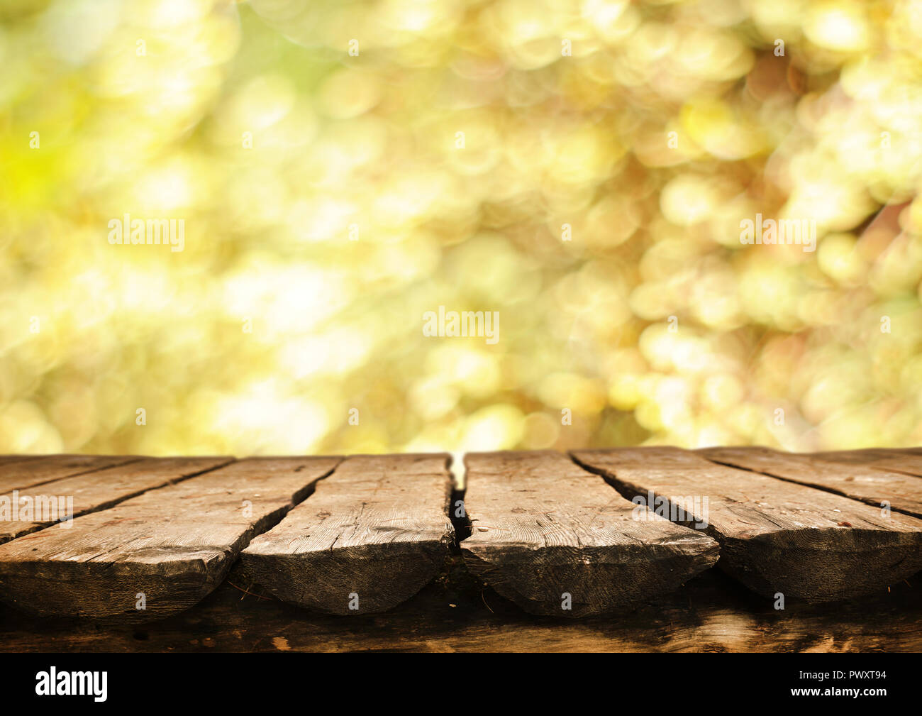 empty table for product display montages Stock Photo - Alamy