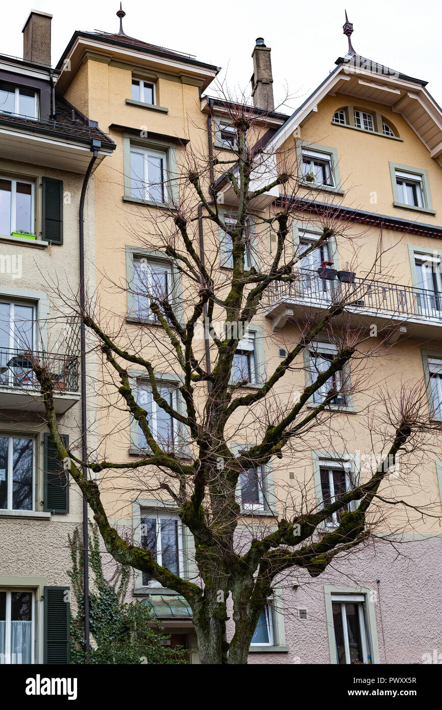 Picture of a traditional building in Bern, Switzerland Stock Photo - Alamy
