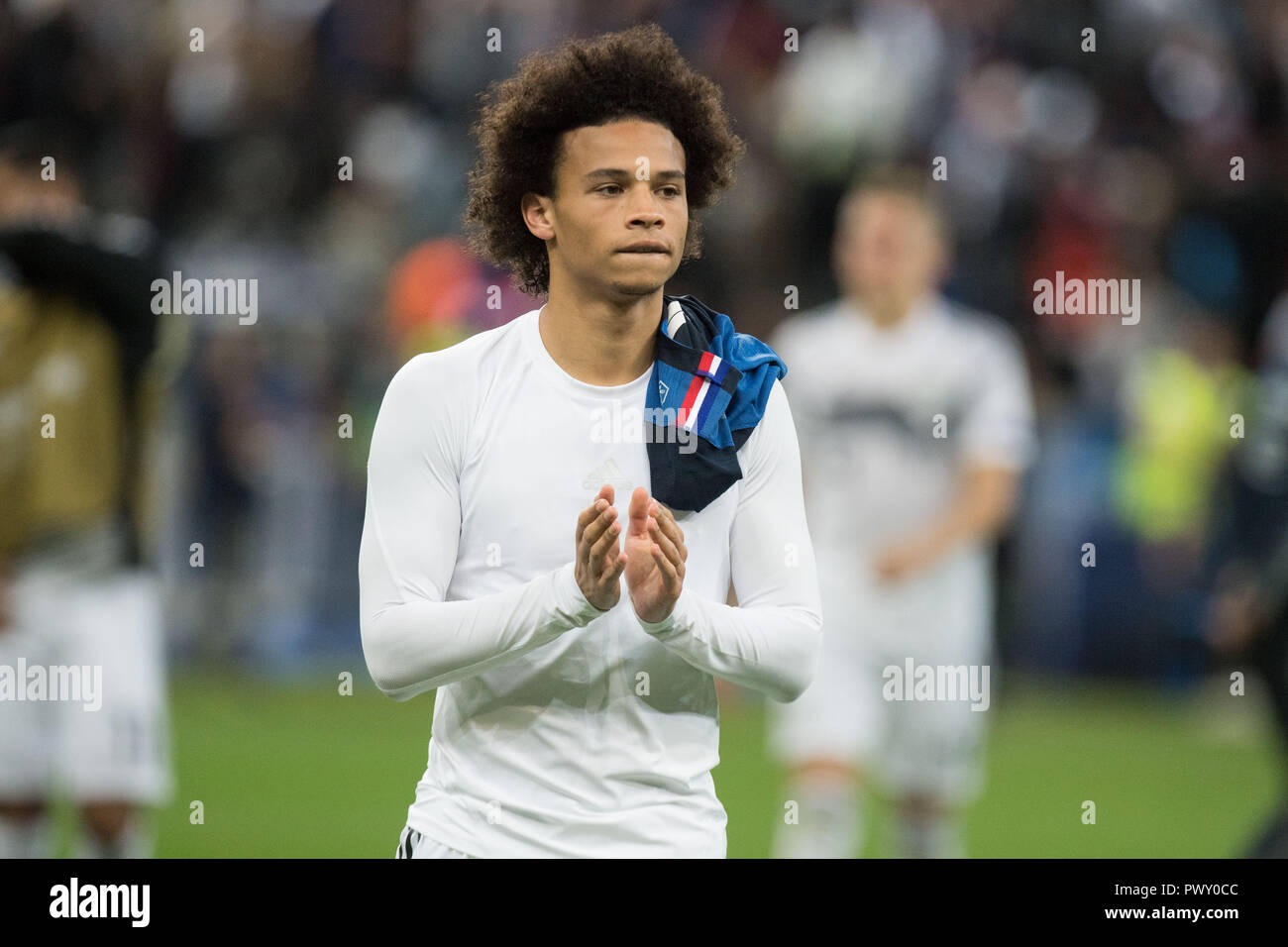 Sports spo soccer clapping hands germany hi-res stock photography and ...