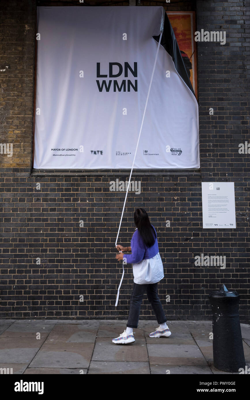 London, UK. 18 October 2018. Artist Justine Sehra unveils a new artwork ...