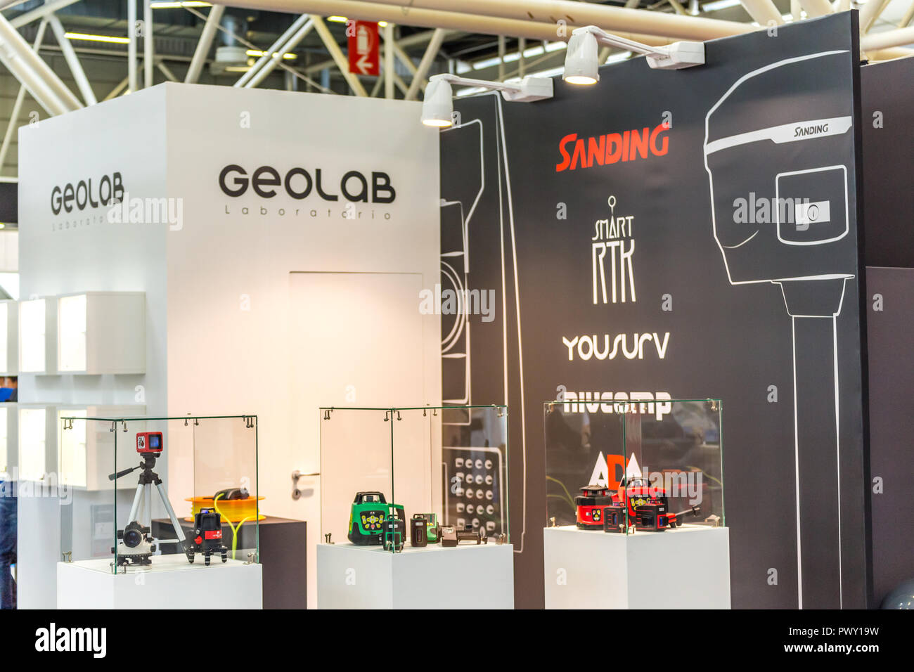 Geolab hi-res stock photography and images - Alamy