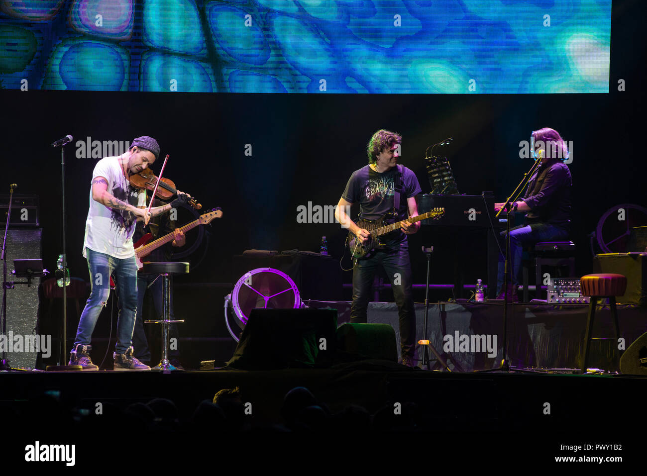 David garrett live music hi-res stock photography and images - Alamy