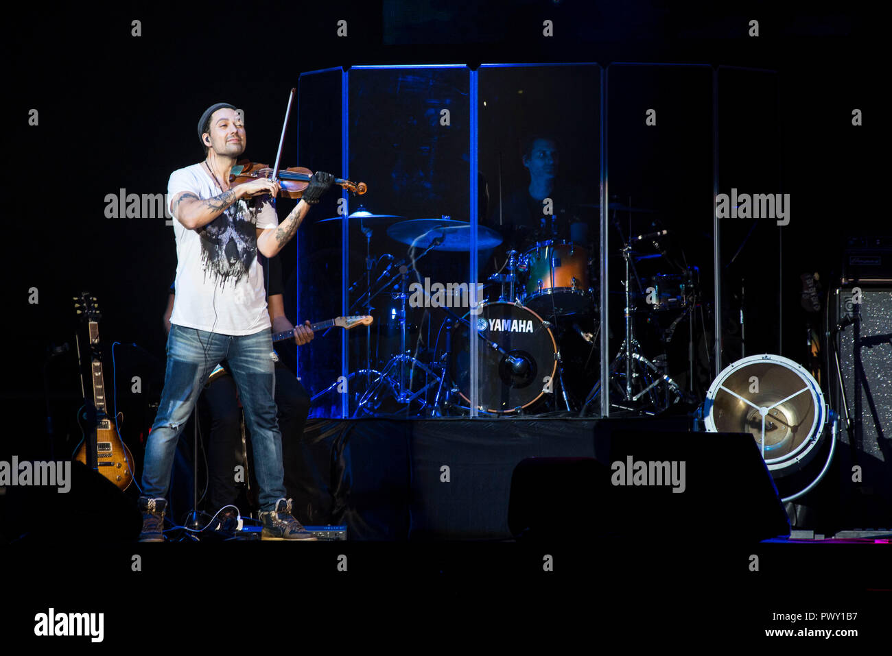 David garrett live music hi-res stock photography and images - Alamy