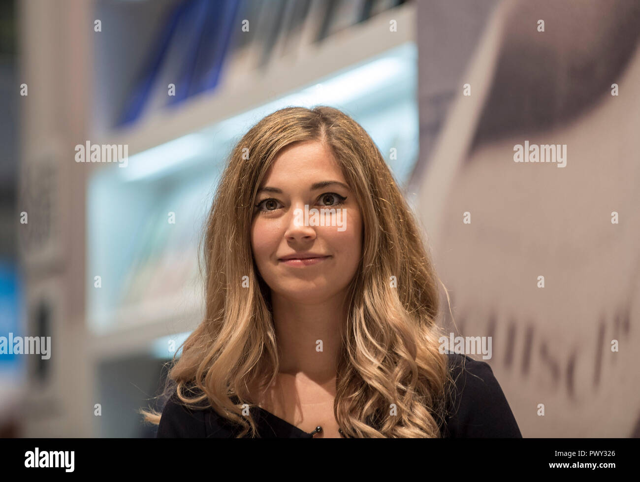 Julia shaw hi-res stock photography and images - Alamy
