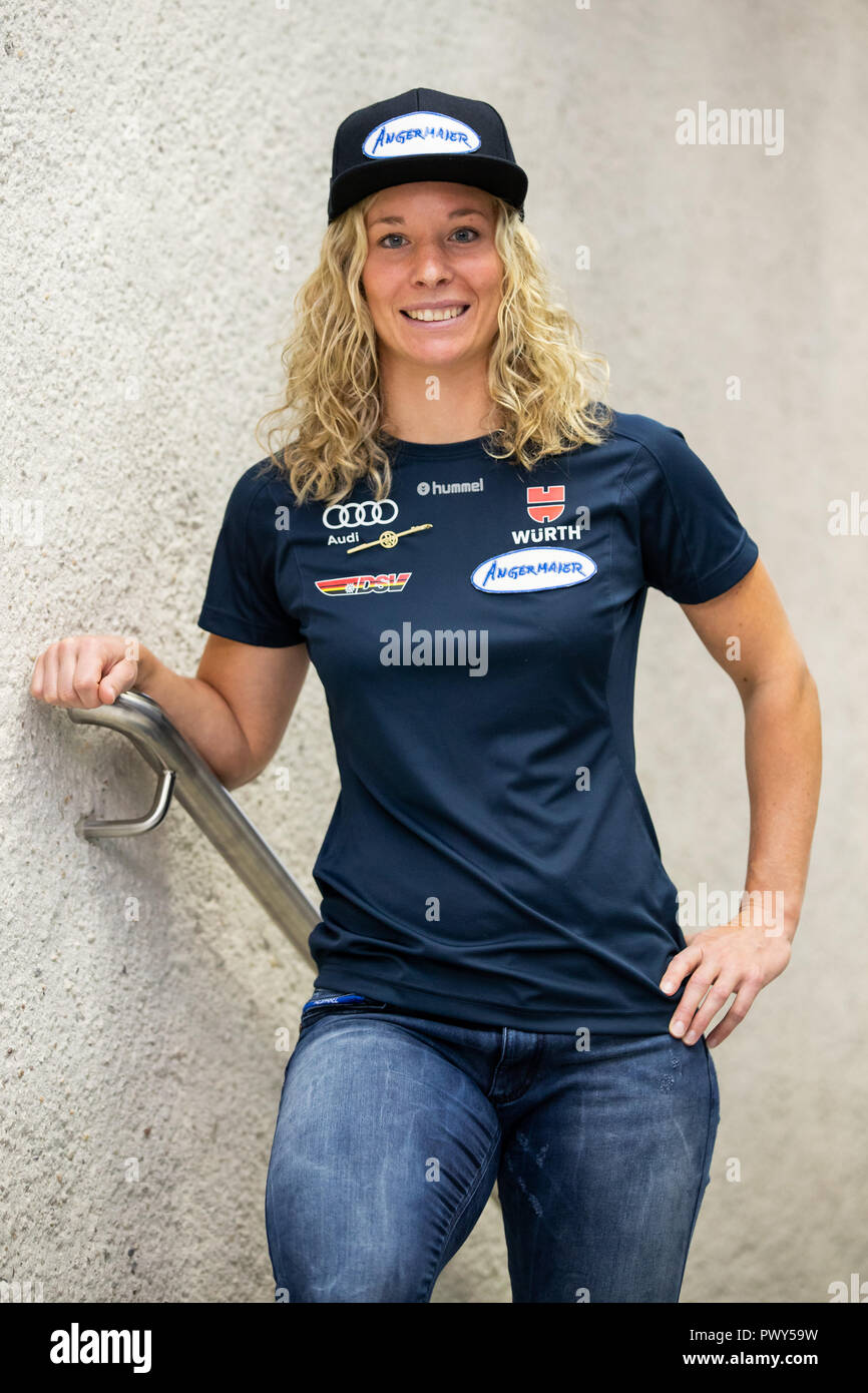 Herzogenaurach, Germany. 18th Oct, 2018. Heidi Zacher, Skicrosser ...