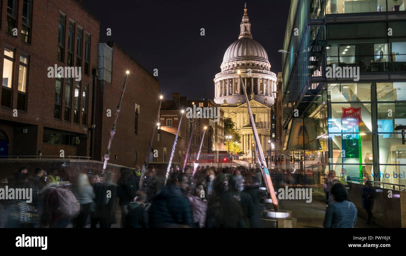 15 feet tall hi-res stock photography and images - Alamy