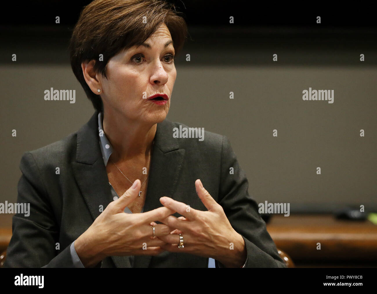 Davenport, Iowa, USA. 16th Oct, 2018. Iowa Governor Kim Reynolds ...