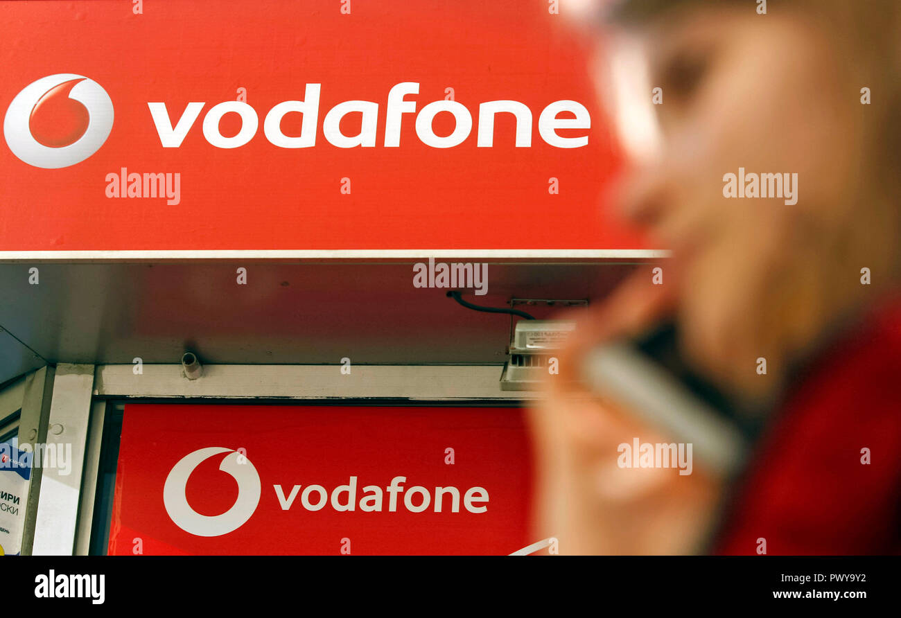Vodafone telecommunications hi-res stock photography and images - Alamy