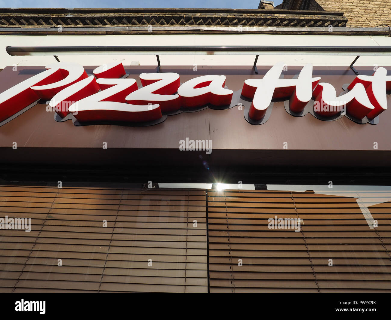 Pizza hut architecture hi-res stock photography and images - Alamy