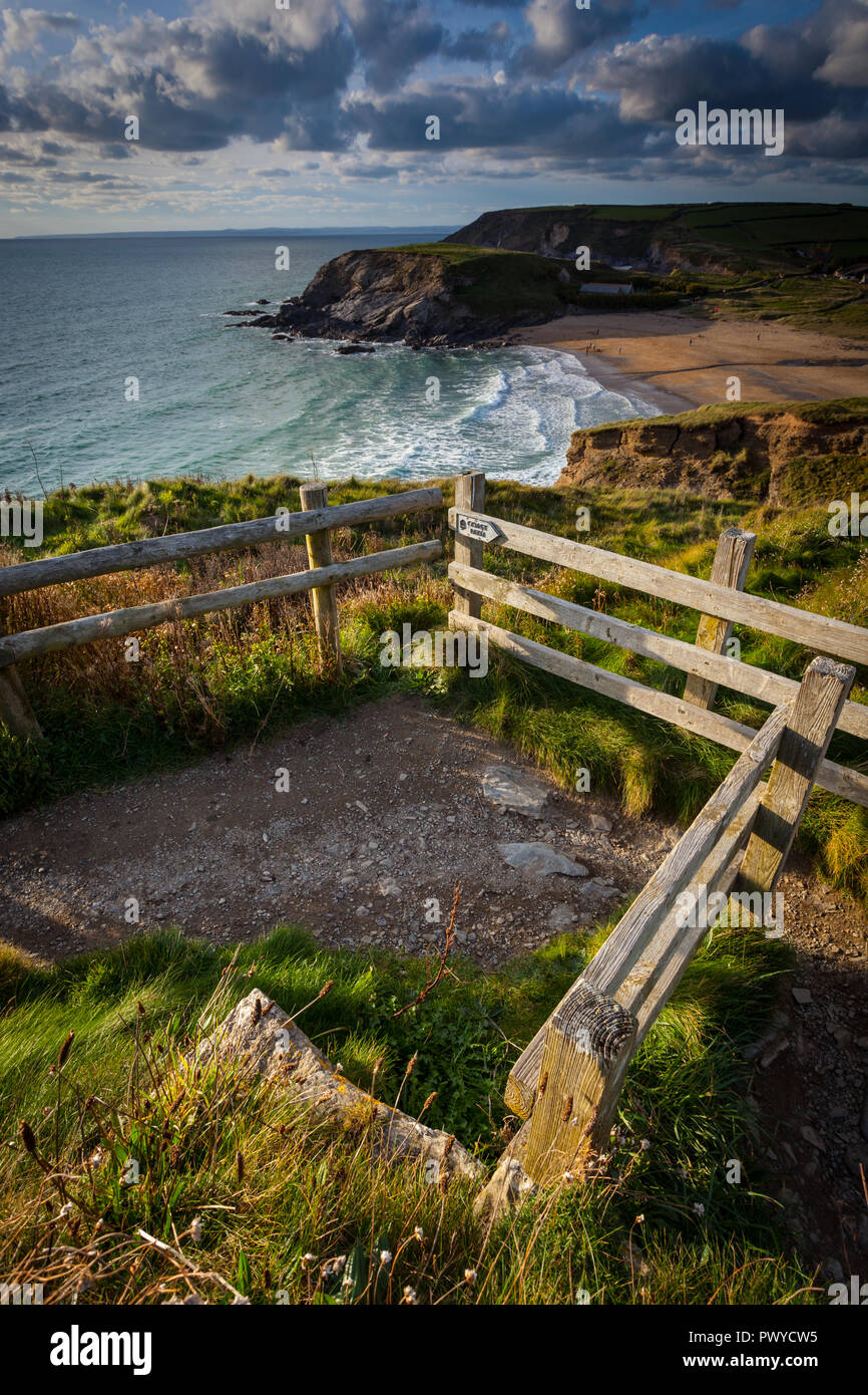 Cornish coastal path hi-res stock photography and images - Alamy