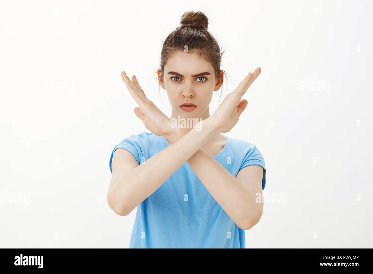 Shocked girl staring camera hi-res stock photography and images - Alamy