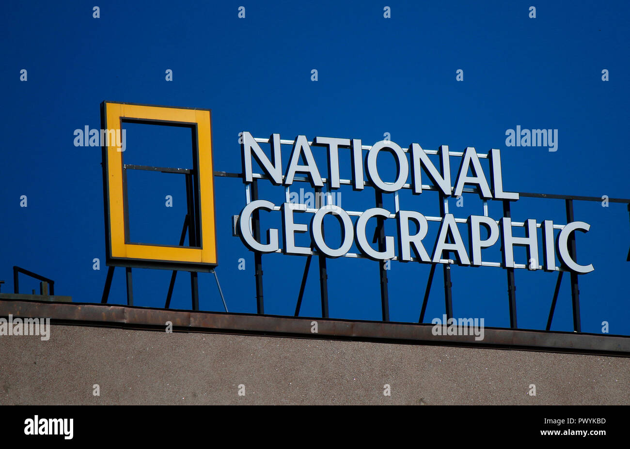 National Geographic Logo Wallpaper