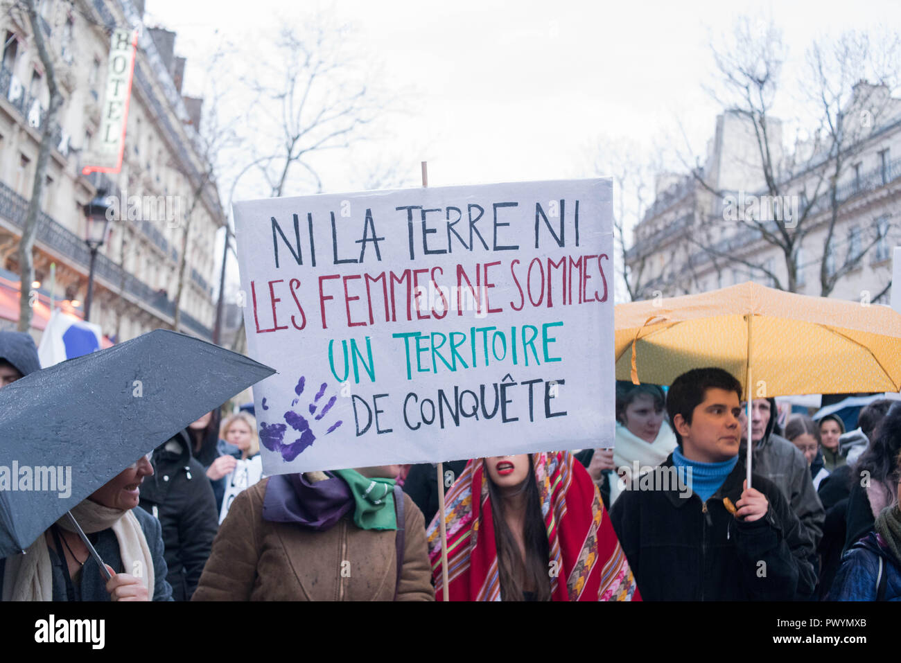 Paris: Rally and demonstration for women's rights Stock Photo - Alamy