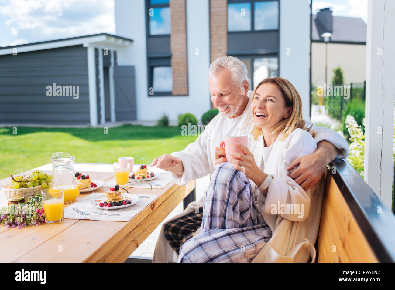 Happy beloved hi-res stock photography and images - Alamy