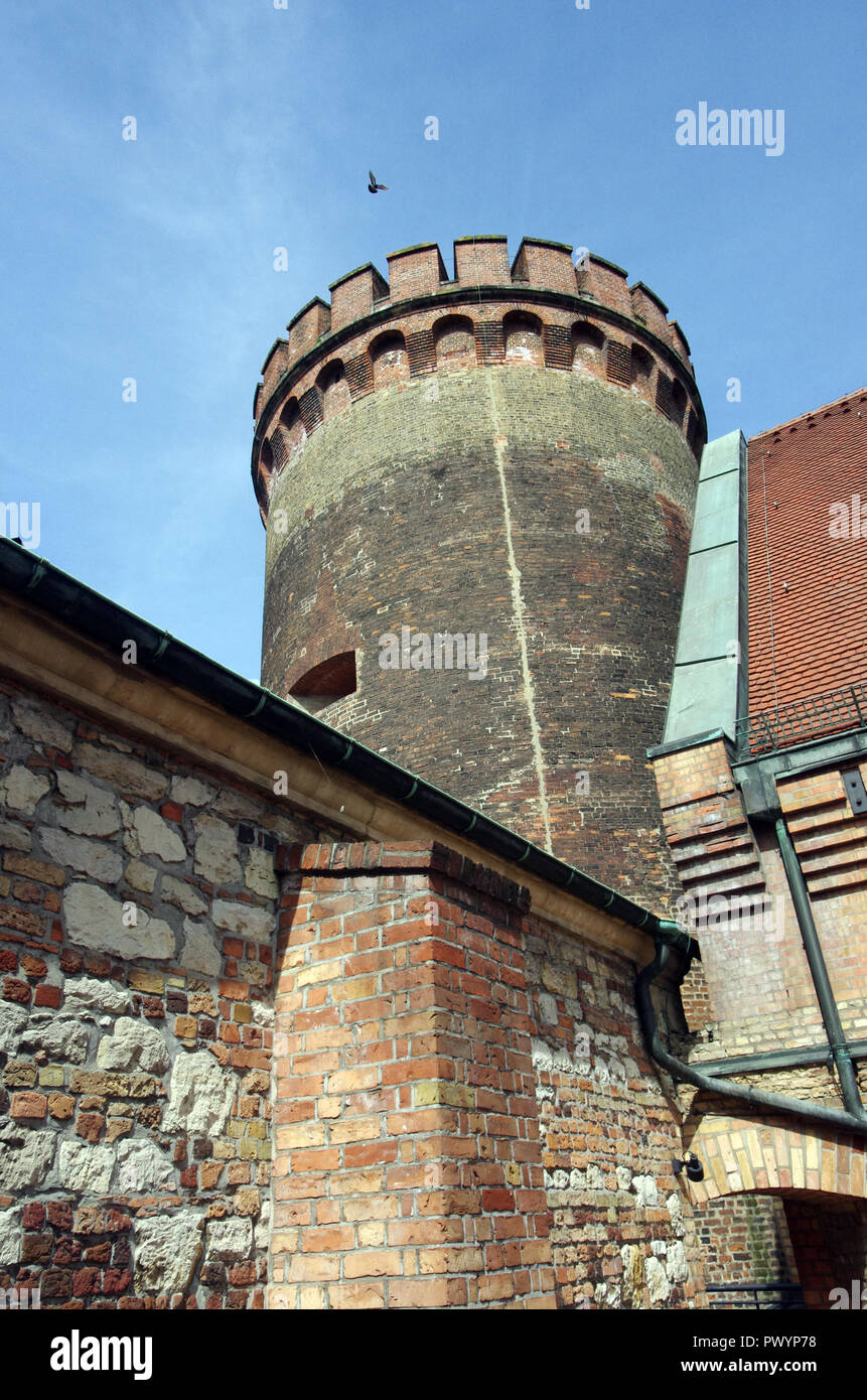 Spandau prison hi-res stock photography and images - Alamy