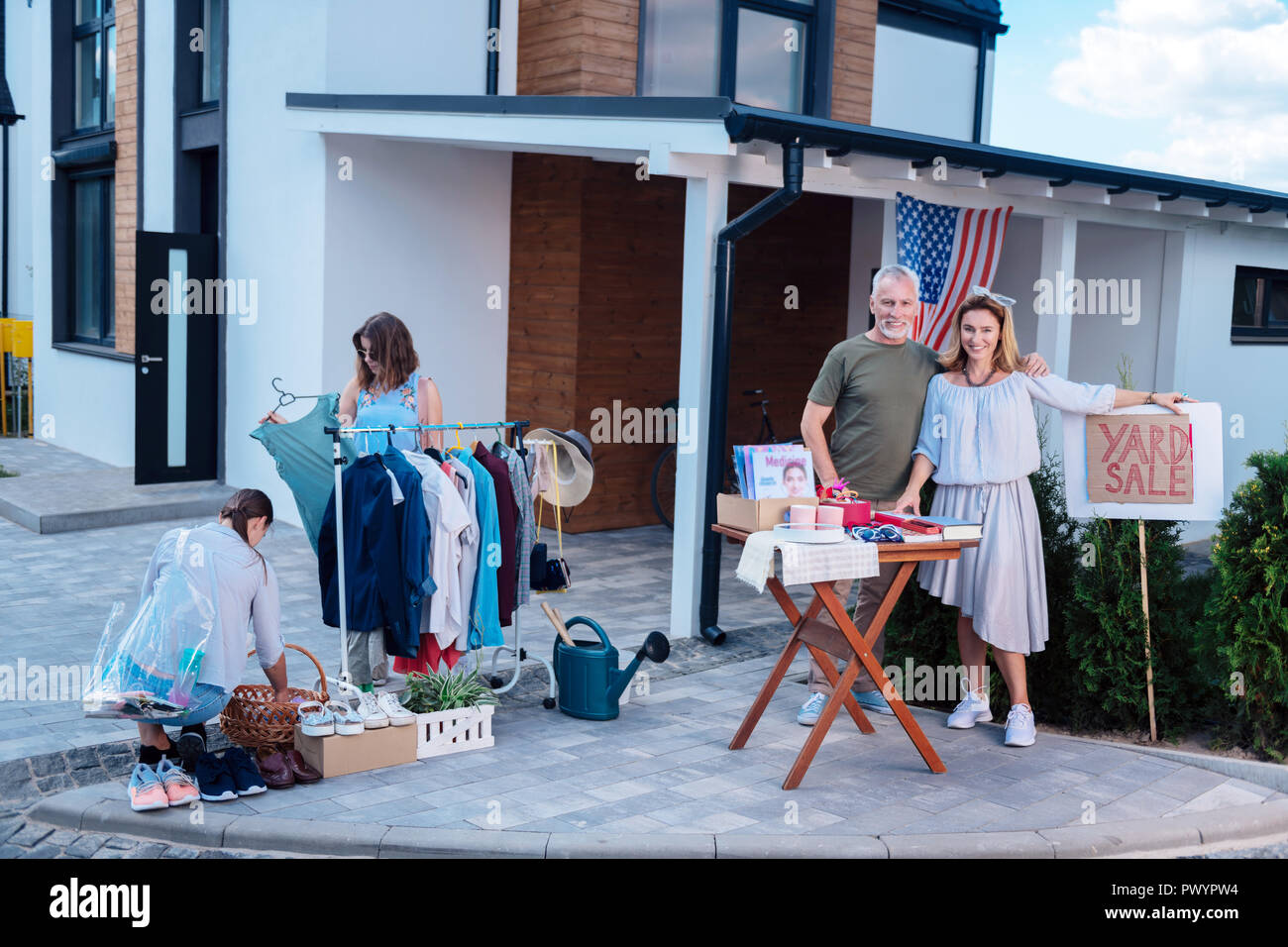 Feeling generous hi-res stock photography and images - Alamy