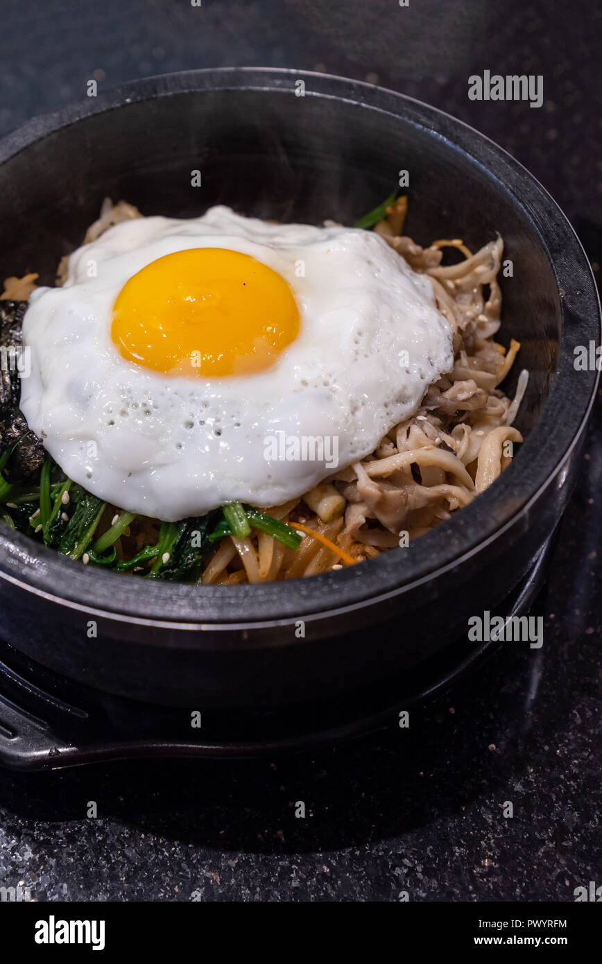 Korean rice bowl hi-res stock photography and images - Alamy