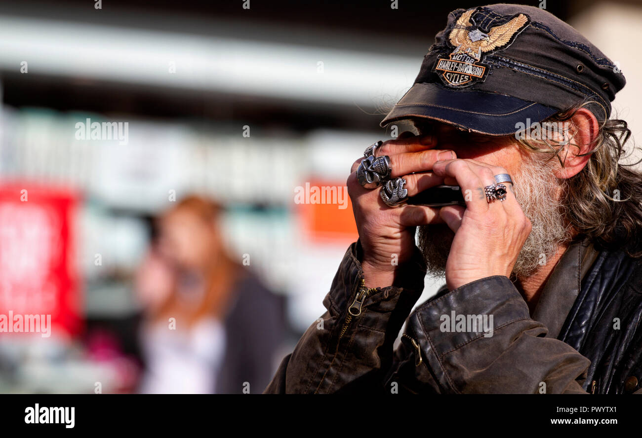 "Fast Eddie" Lafferty is the harmonica playing busker and well known ...