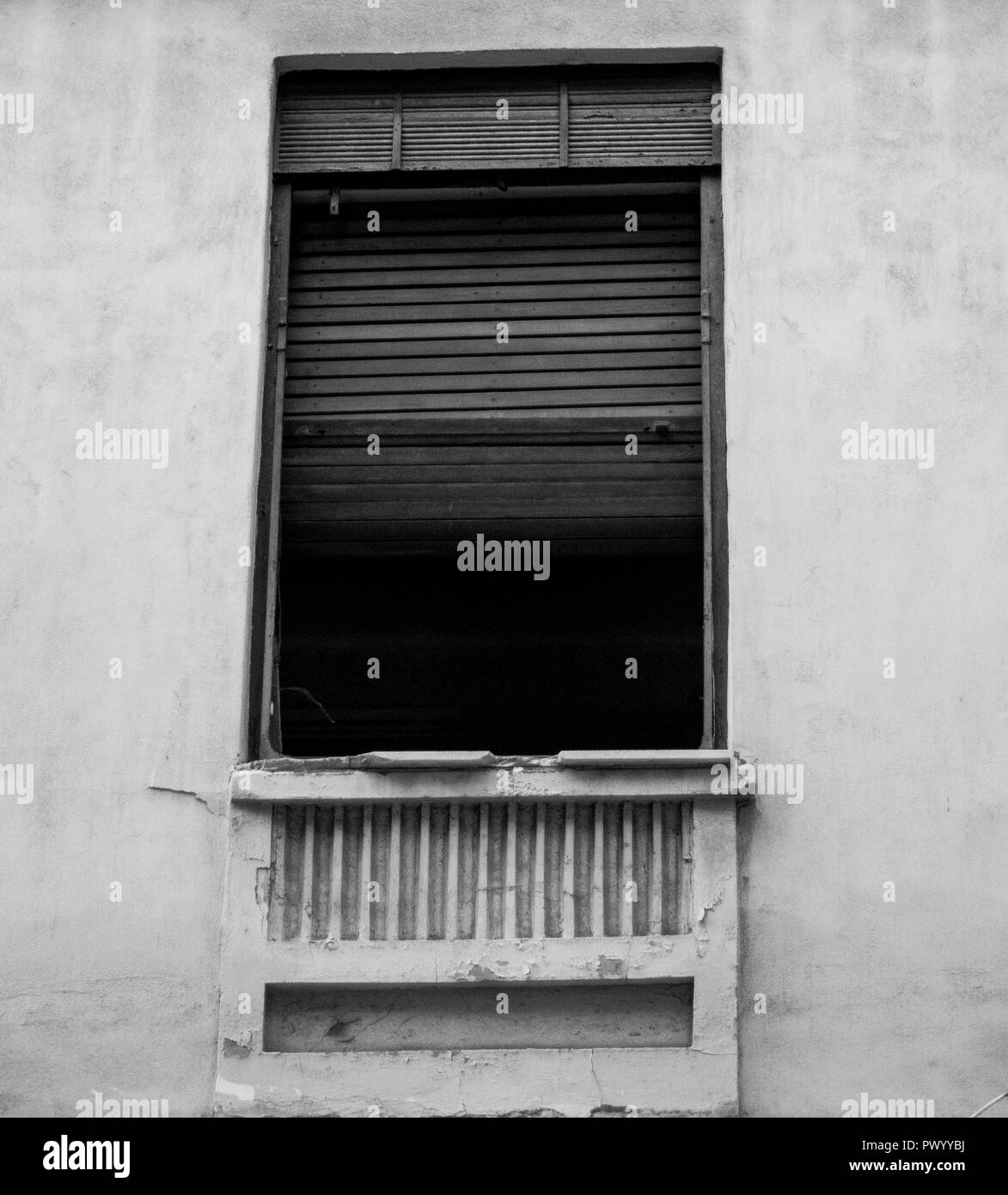 Windows in the City, Urban Exploration, Beauty of the Architectural ...