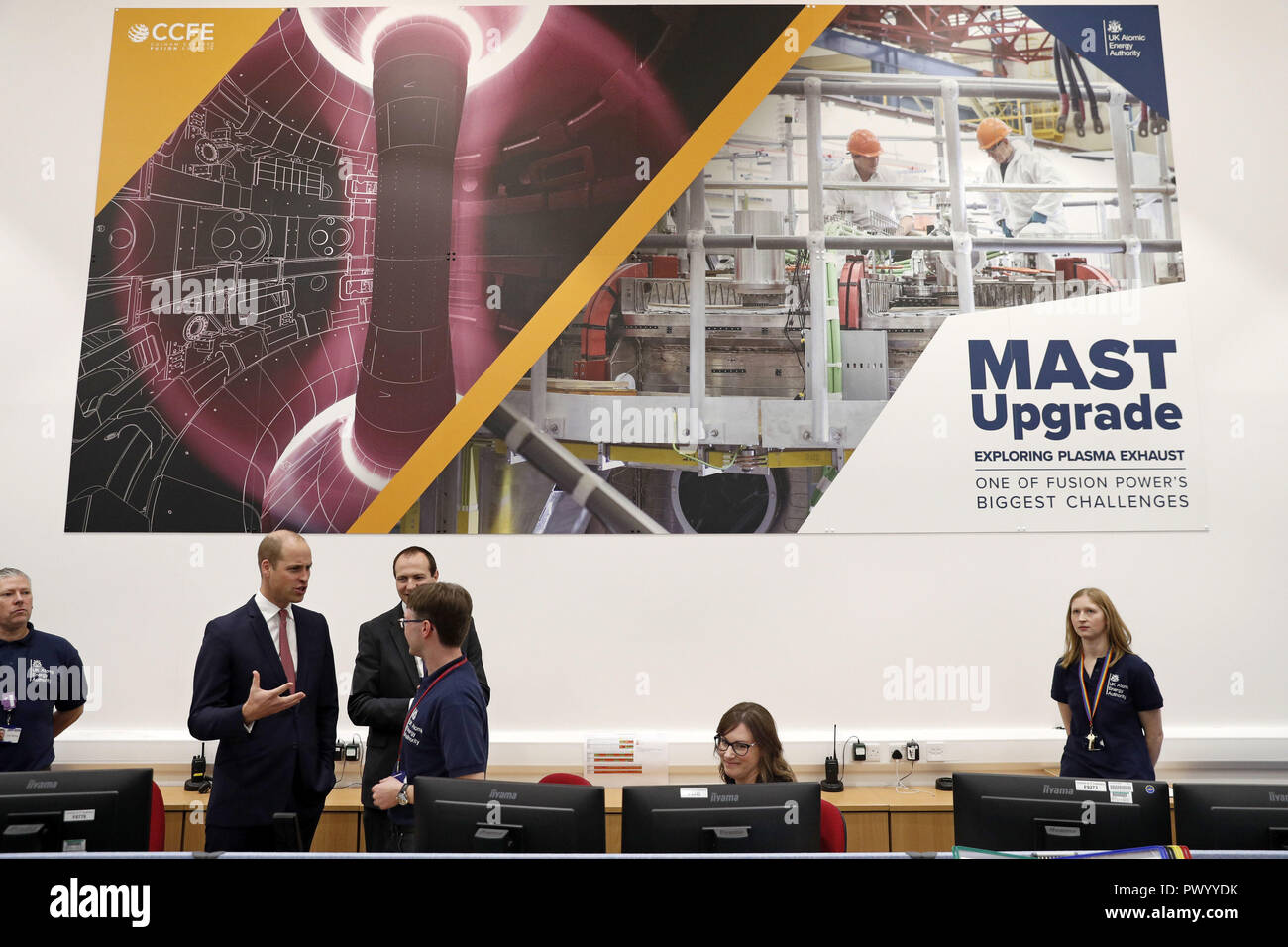 The Duke of Cambridge speaks with a control room scientist after ...