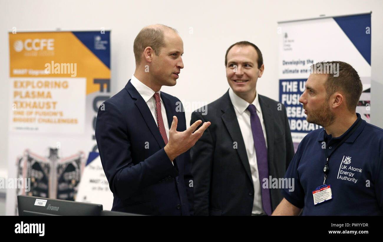 The Duke of Cambridge speaks with a control room scientist after ...