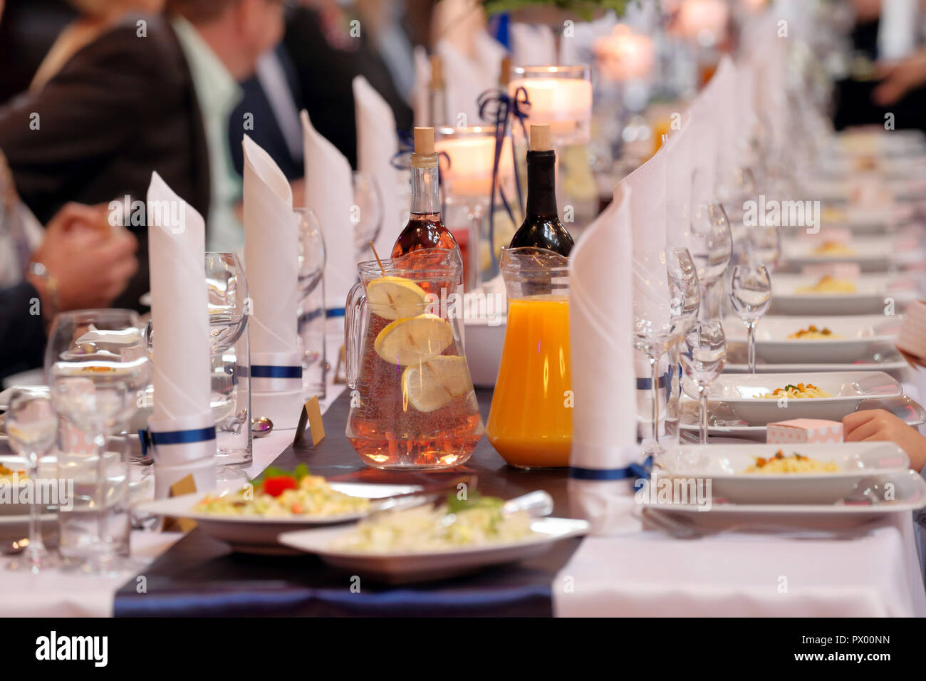 Table dinner set for event party or wedding reception Stock Photo - Alamy