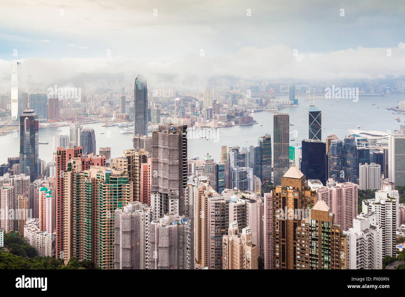 Peak skyscraper skyscrapers hi-res stock photography and images - Alamy