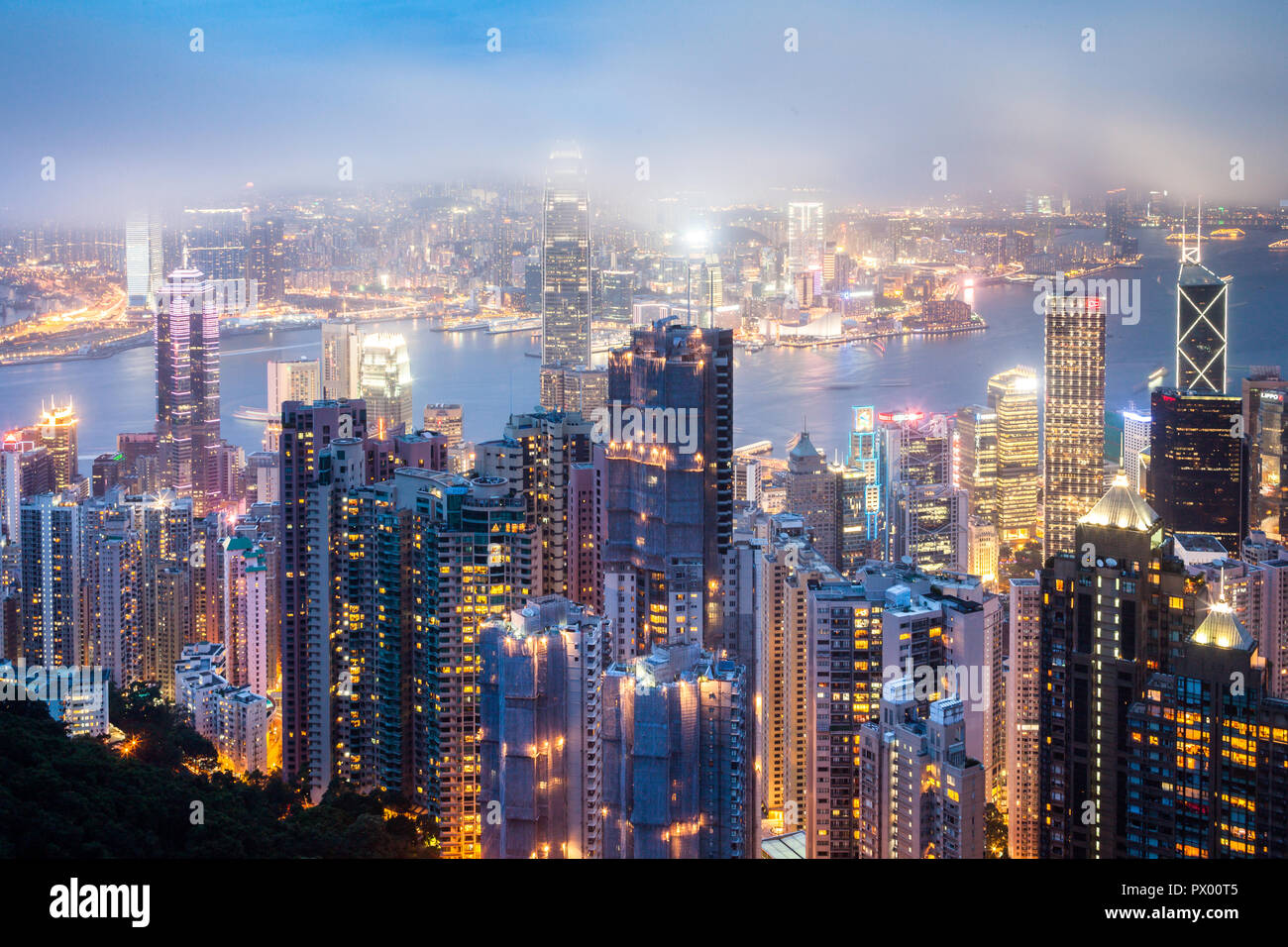 Victoria harbour skyline hi-res stock photography and images - Alamy