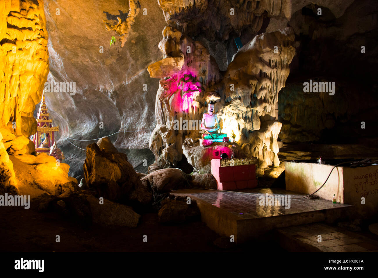 Sadan cave temple hi-res stock photography and images - Alamy