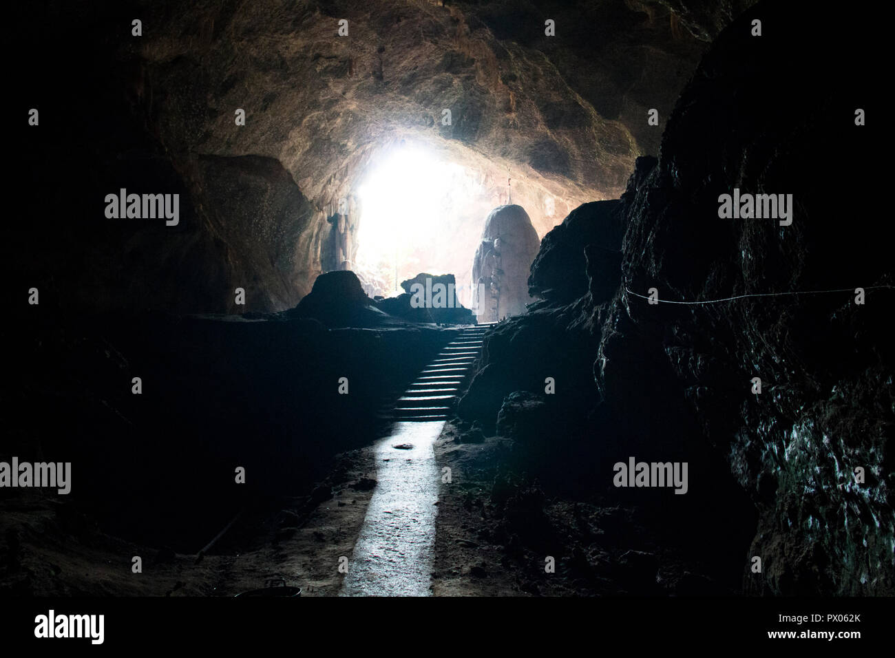 Sadan cave temple hi-res stock photography and images - Alamy