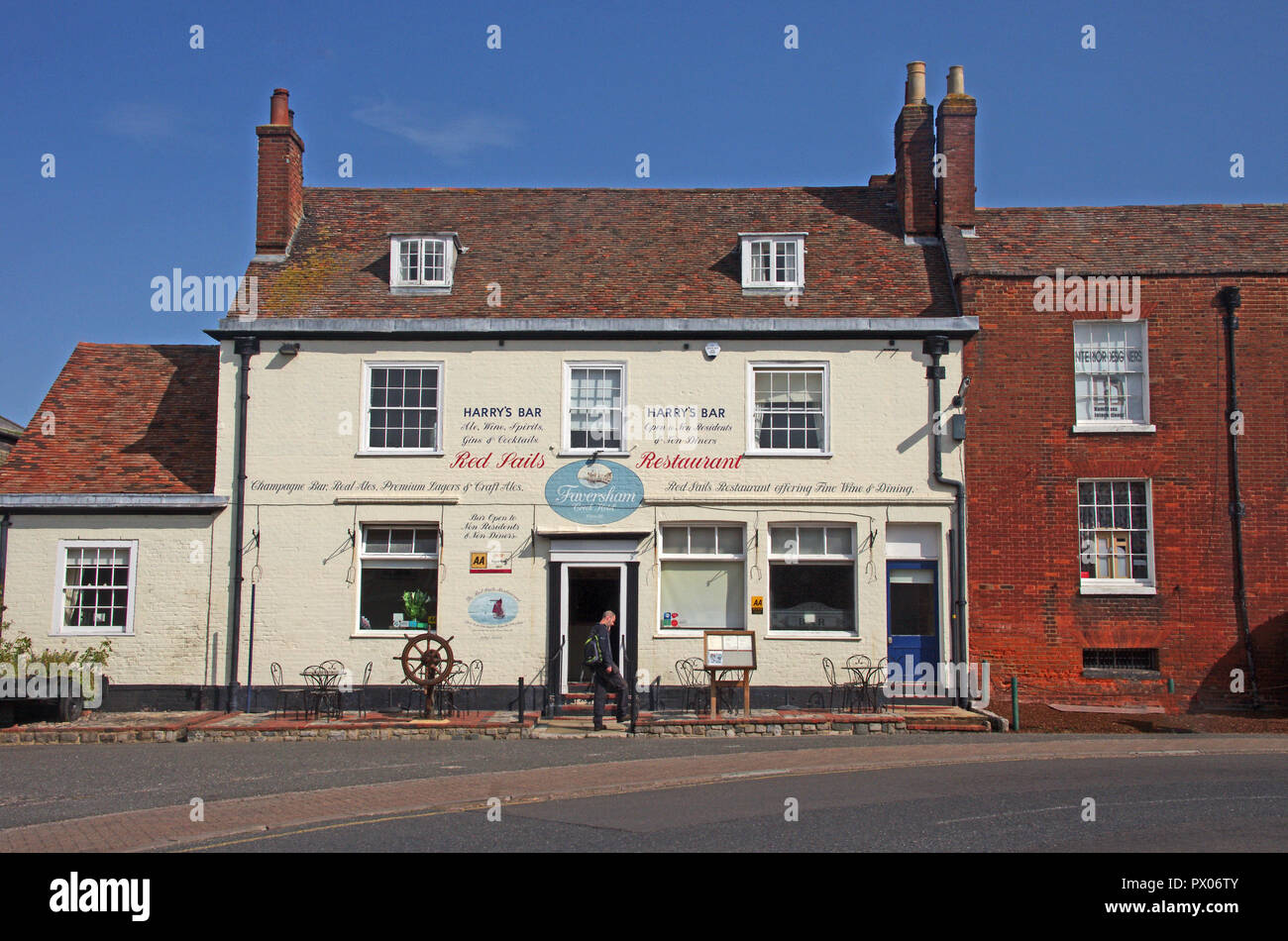 Harrys bar hi-res stock photography and images - Alamy