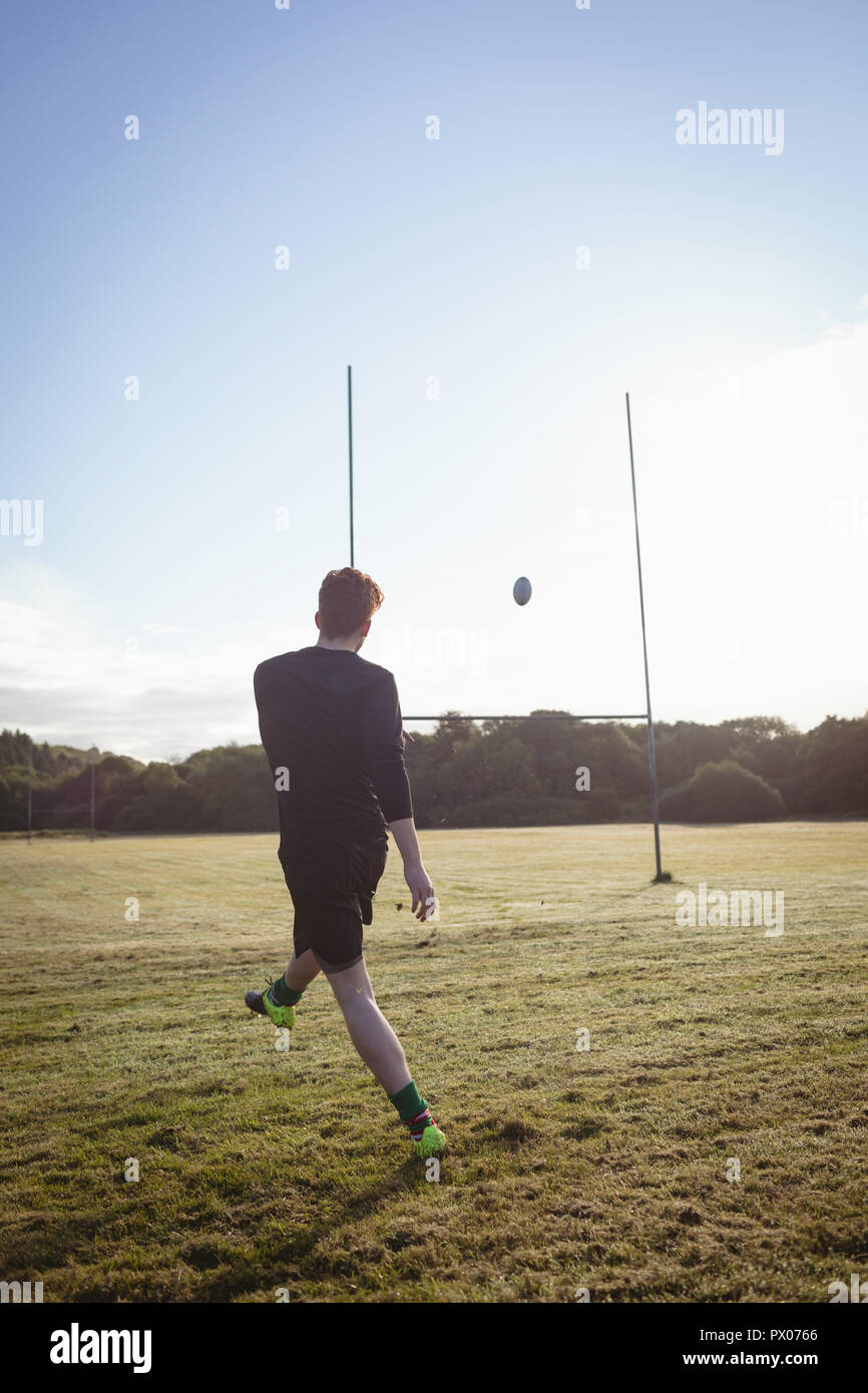 Player kicking ball in the goal hi-res stock photography and images - Alamy