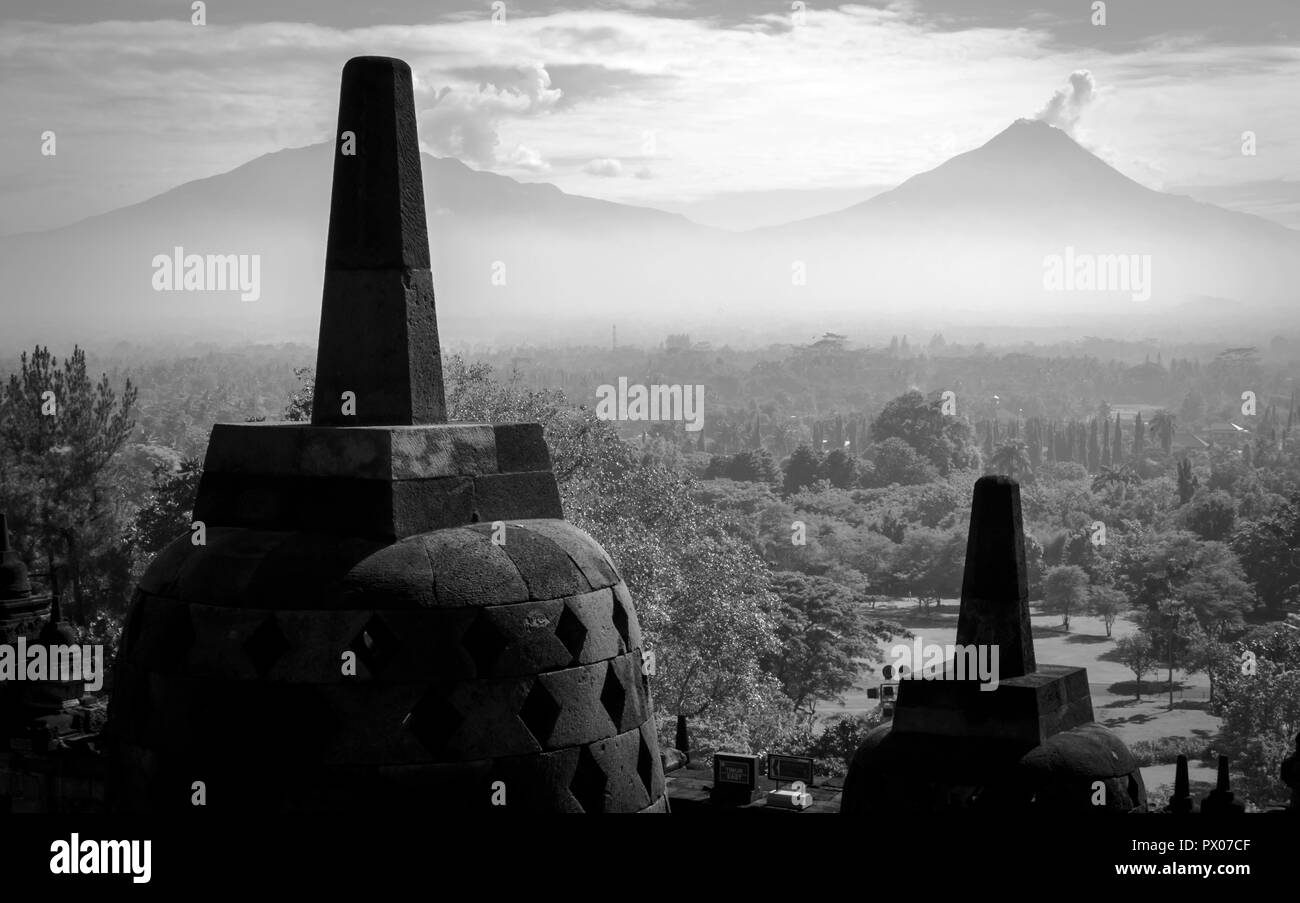 Inside borobudur temple hi-res stock photography and images - Alamy