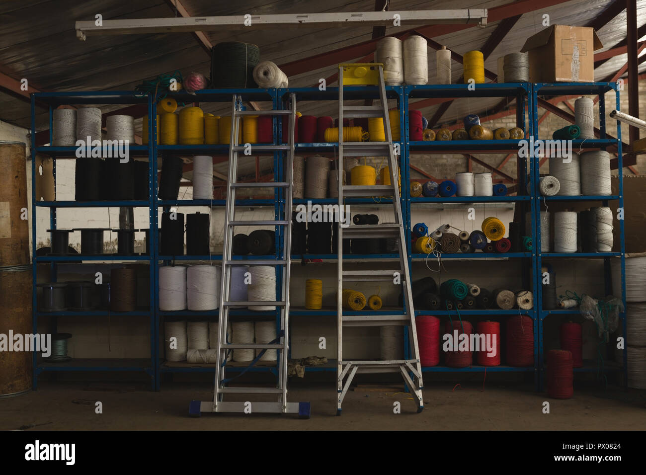 Rope rack hi-res stock photography and images - Alamy