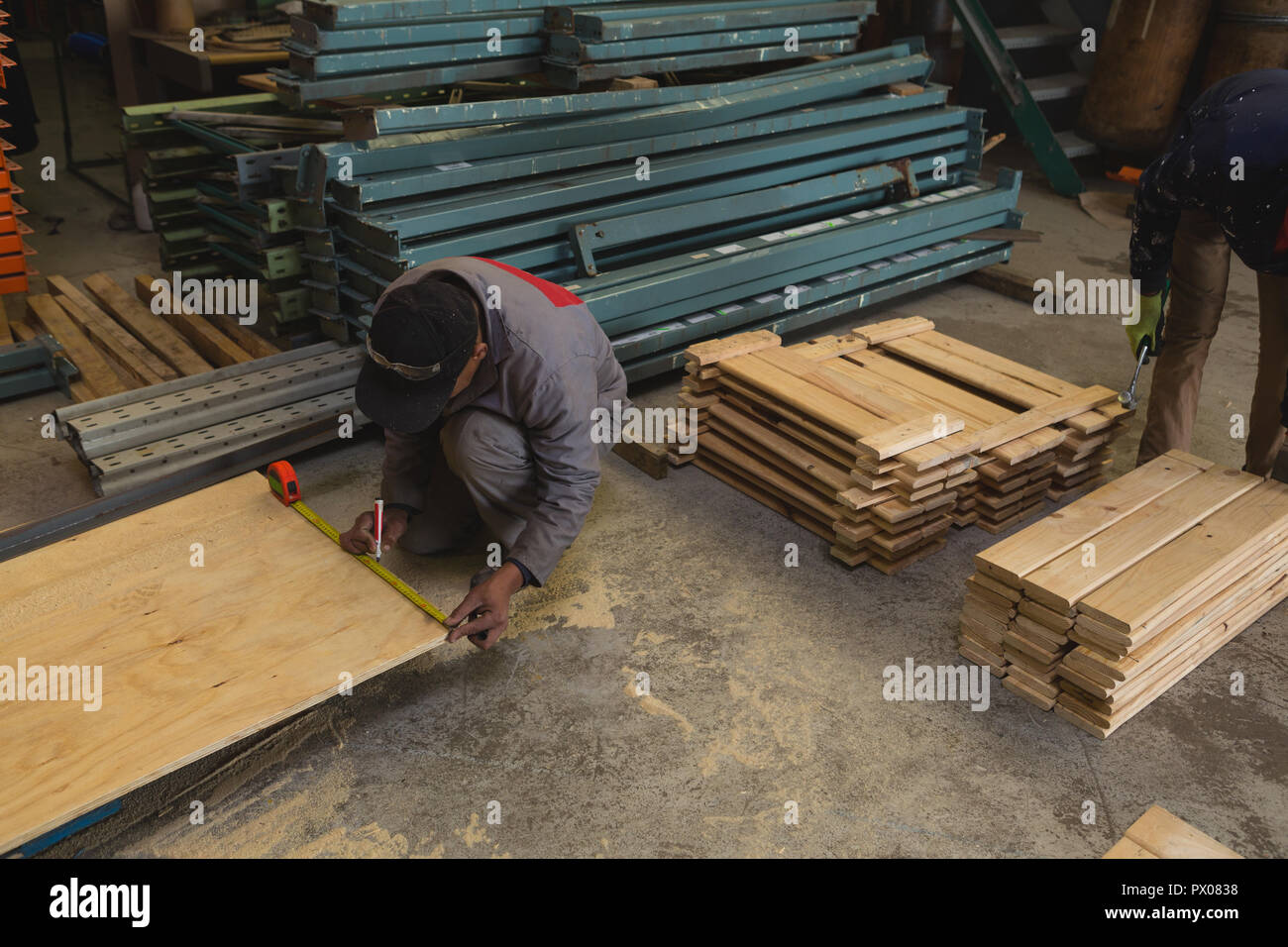 Measuring process hi-res stock photography and images - Alamy