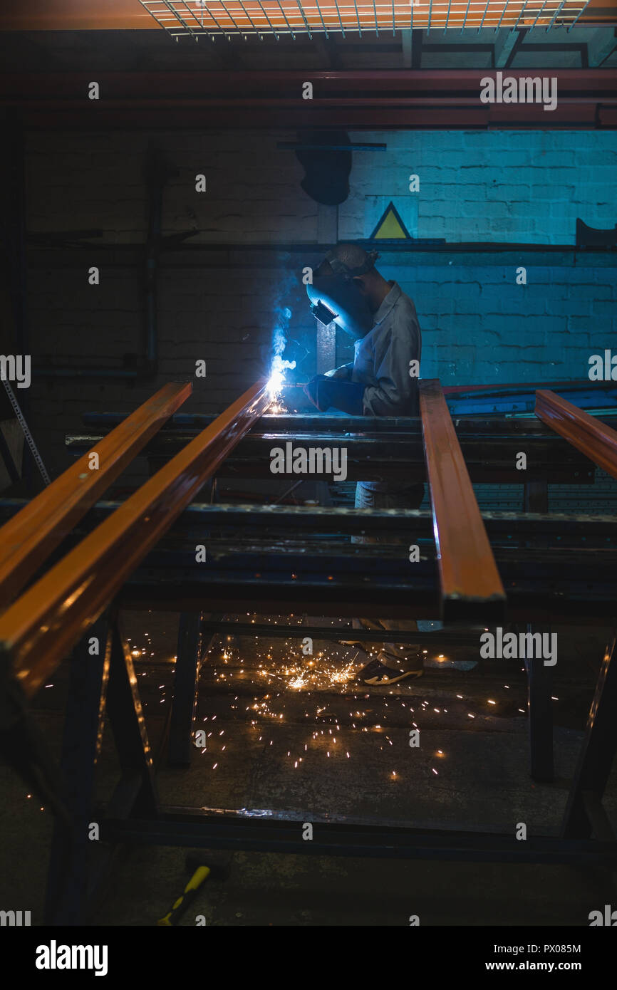 Using welding helmet hi-res stock photography and images - Alamy