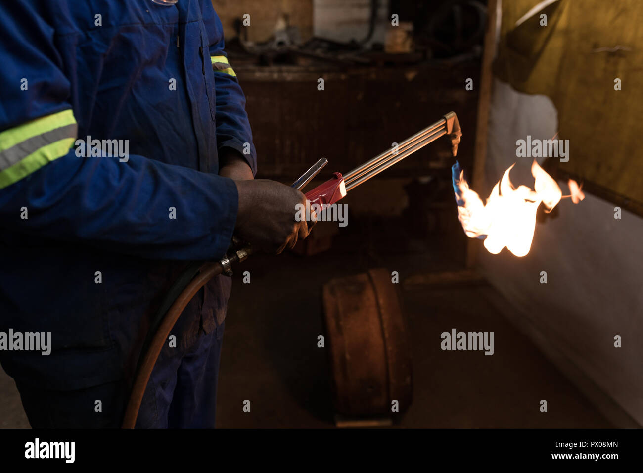 Welding workshop hi-res stock photography and images - Alamy