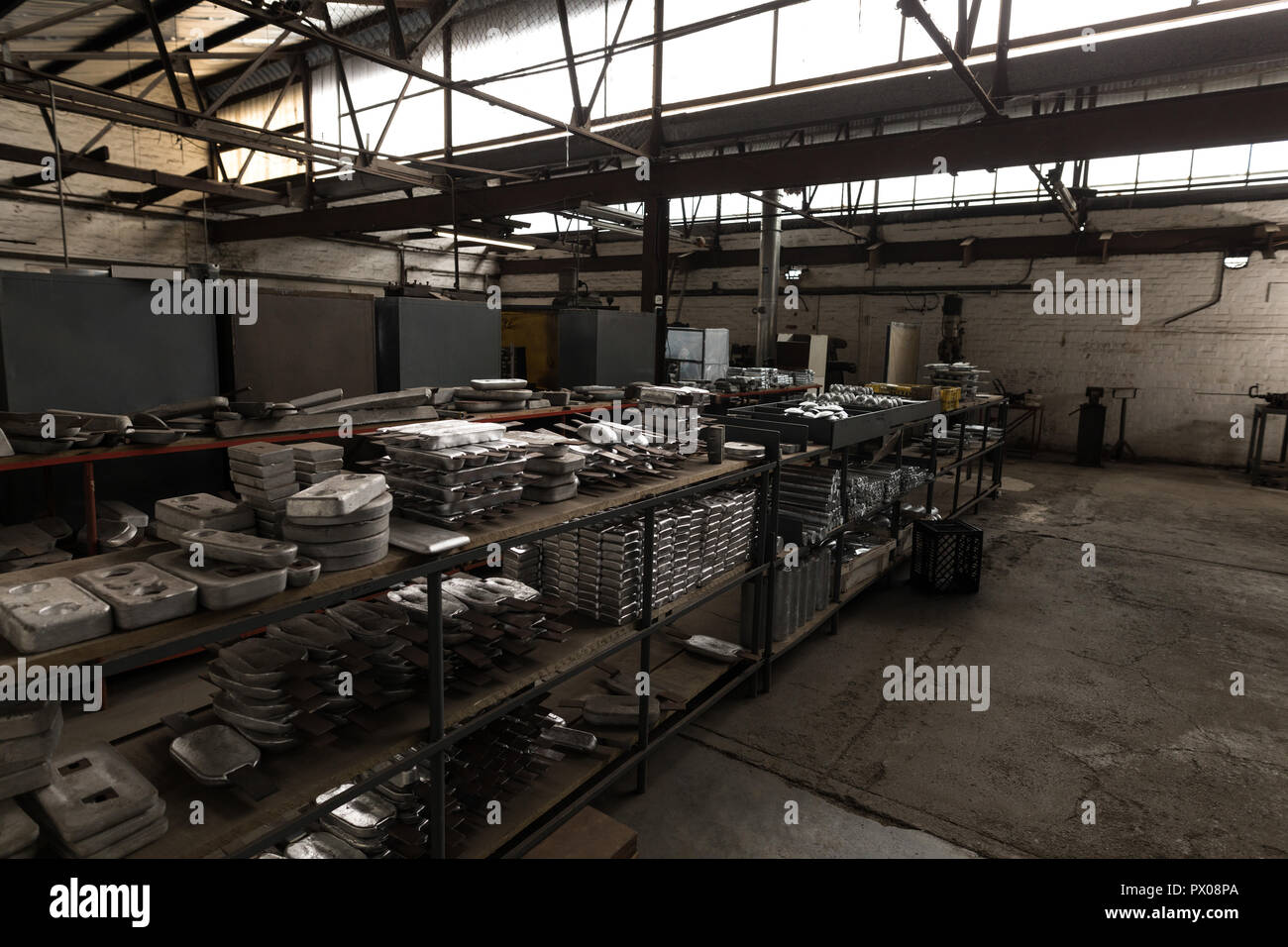 Lead plates hi-res stock photography and images - Alamy