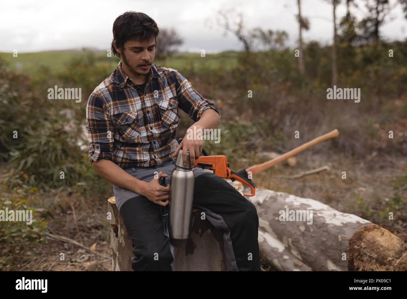 Young lumberjack hi-res stock photography and images - Alamy