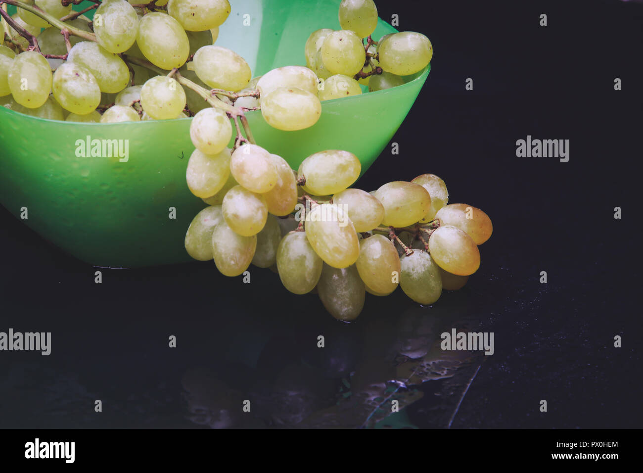 Grapes in plate isolated hi-res stock photography and images - Alamy