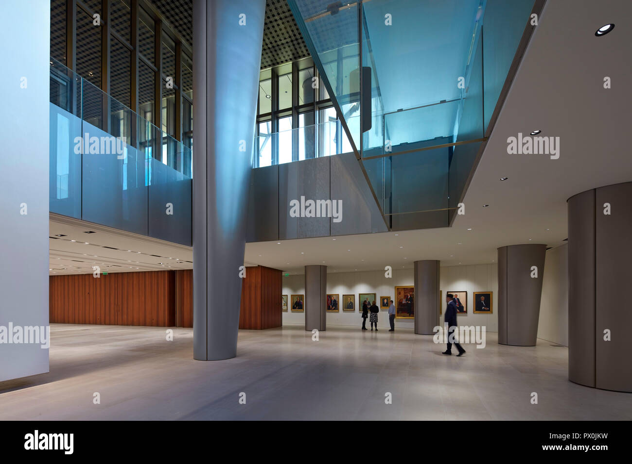 Modern lobby interior hi-res stock photography and images - Alamy