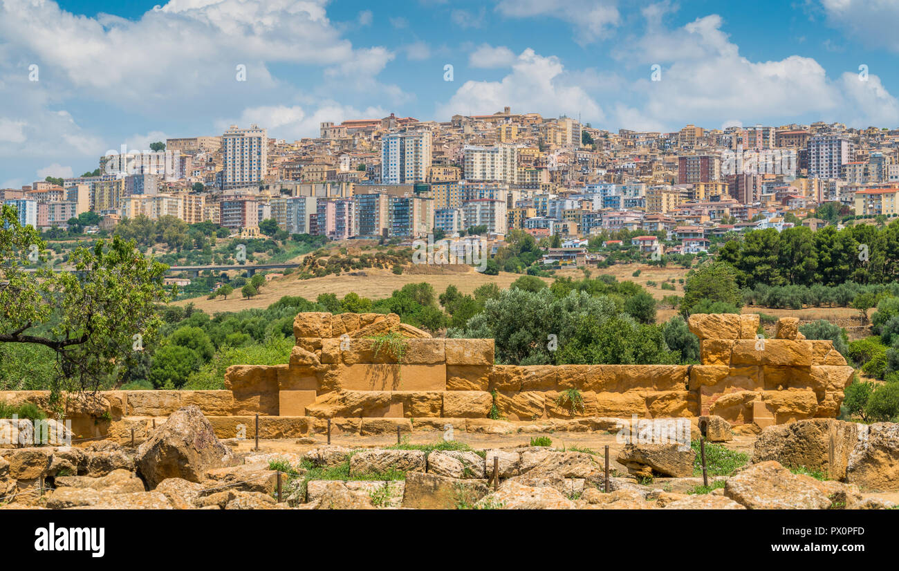 Valley of the temples sicily hi-res stock photography and images - Alamy