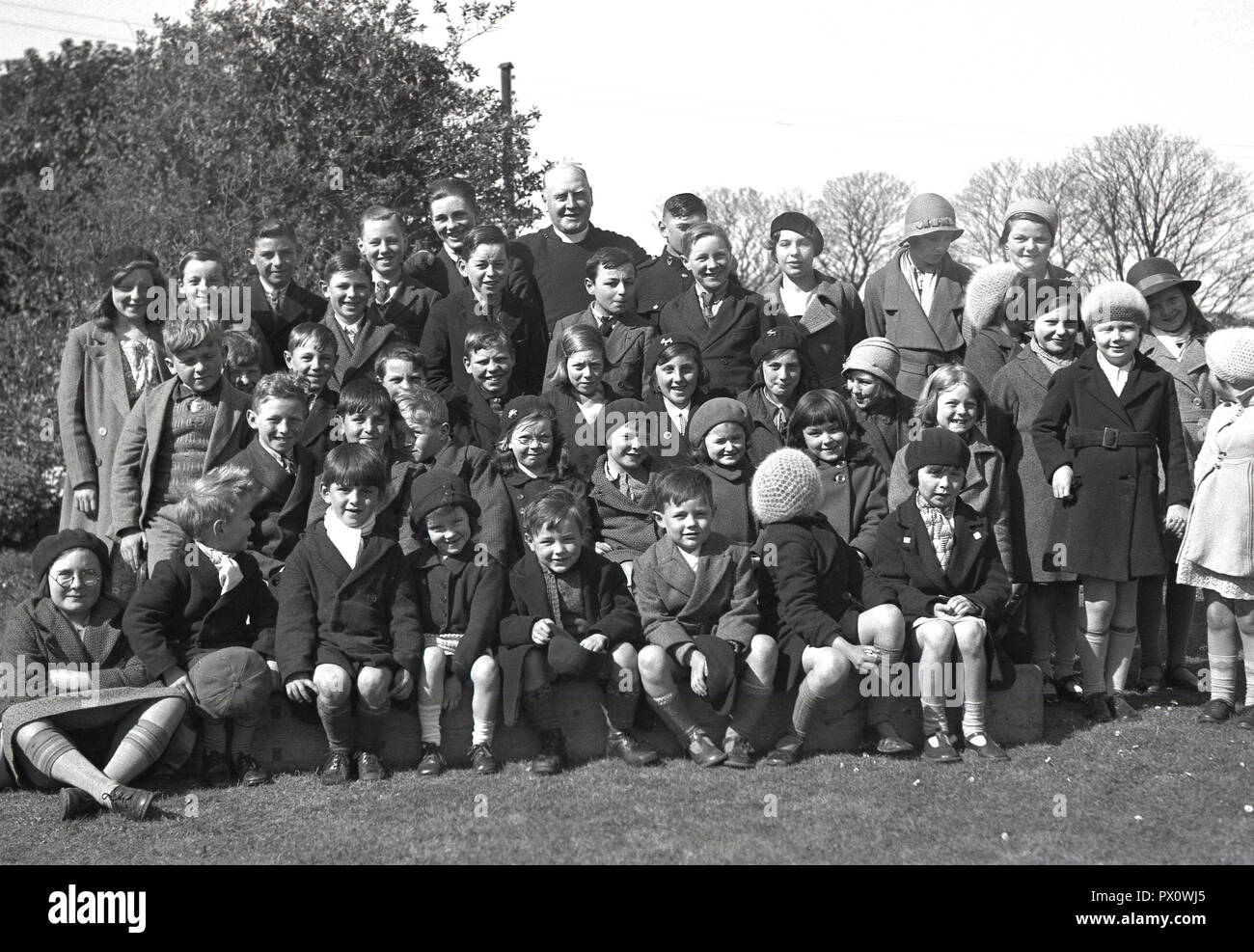 British school 1950s hi-res stock photography and images - Alamy