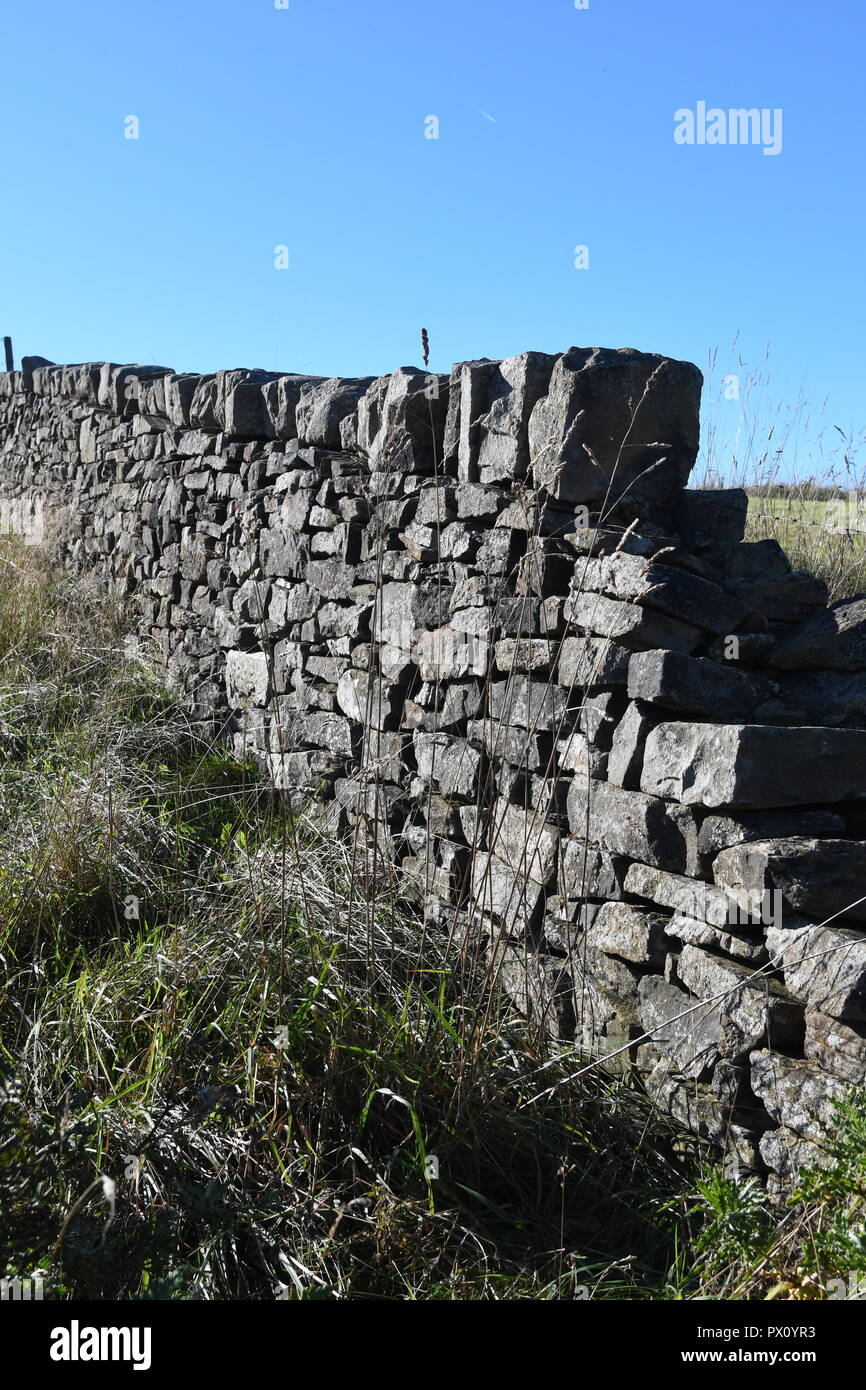 Dry stone walling Stock Photo - Alamy