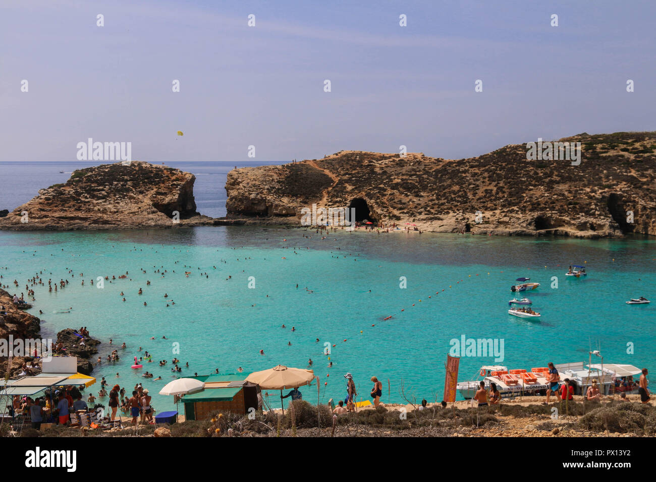 Blue lagoon cliff hi-res stock photography and images - Alamy