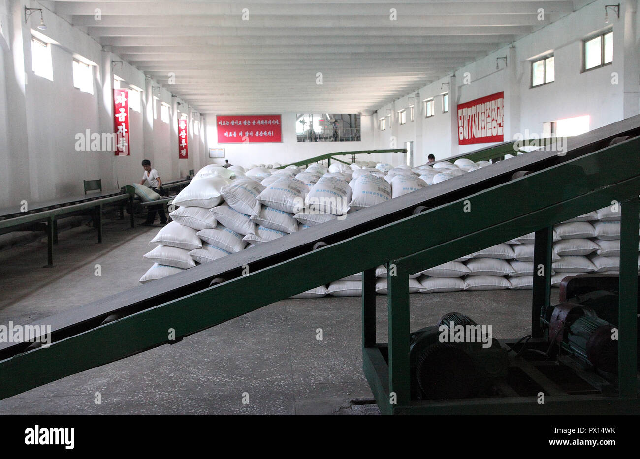 Chemical fertilizer factory hi-res stock photography and images - Alamy