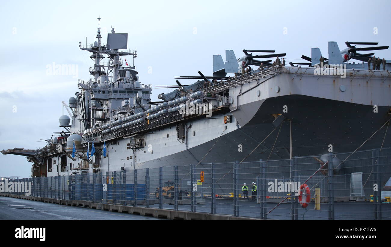 The USS Iwo Jima (LHD-7) docks in Faxa Bay, Reykjavik, Iceland, with ...