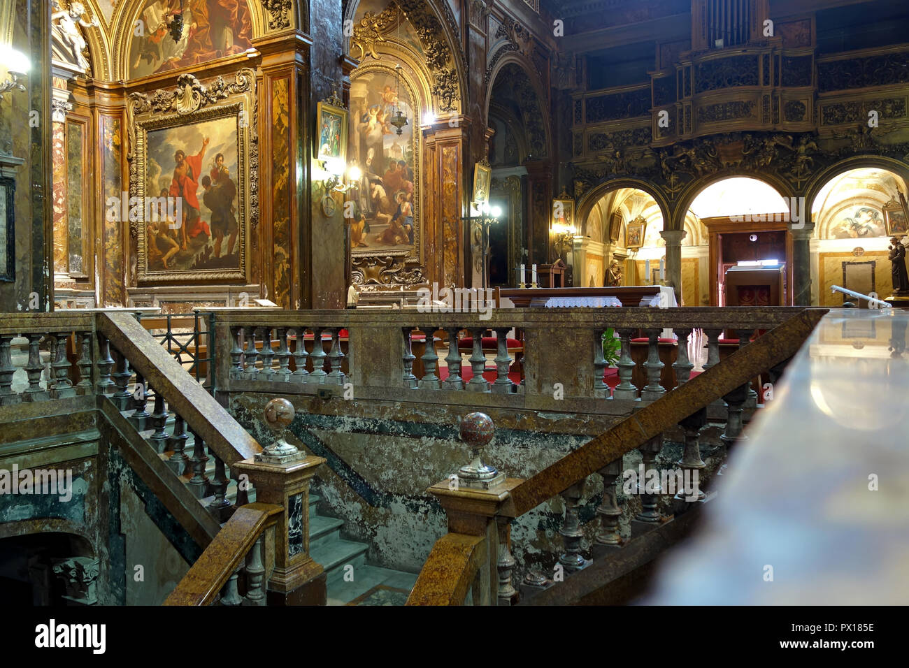 Confessio hi-res stock photography and images - Alamy